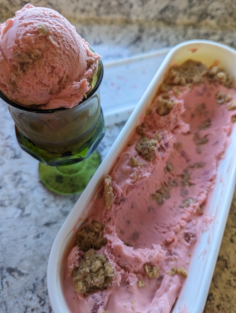 Strawberry Rhubarb Crumble Ice Cream – Stay Wild Flour Child